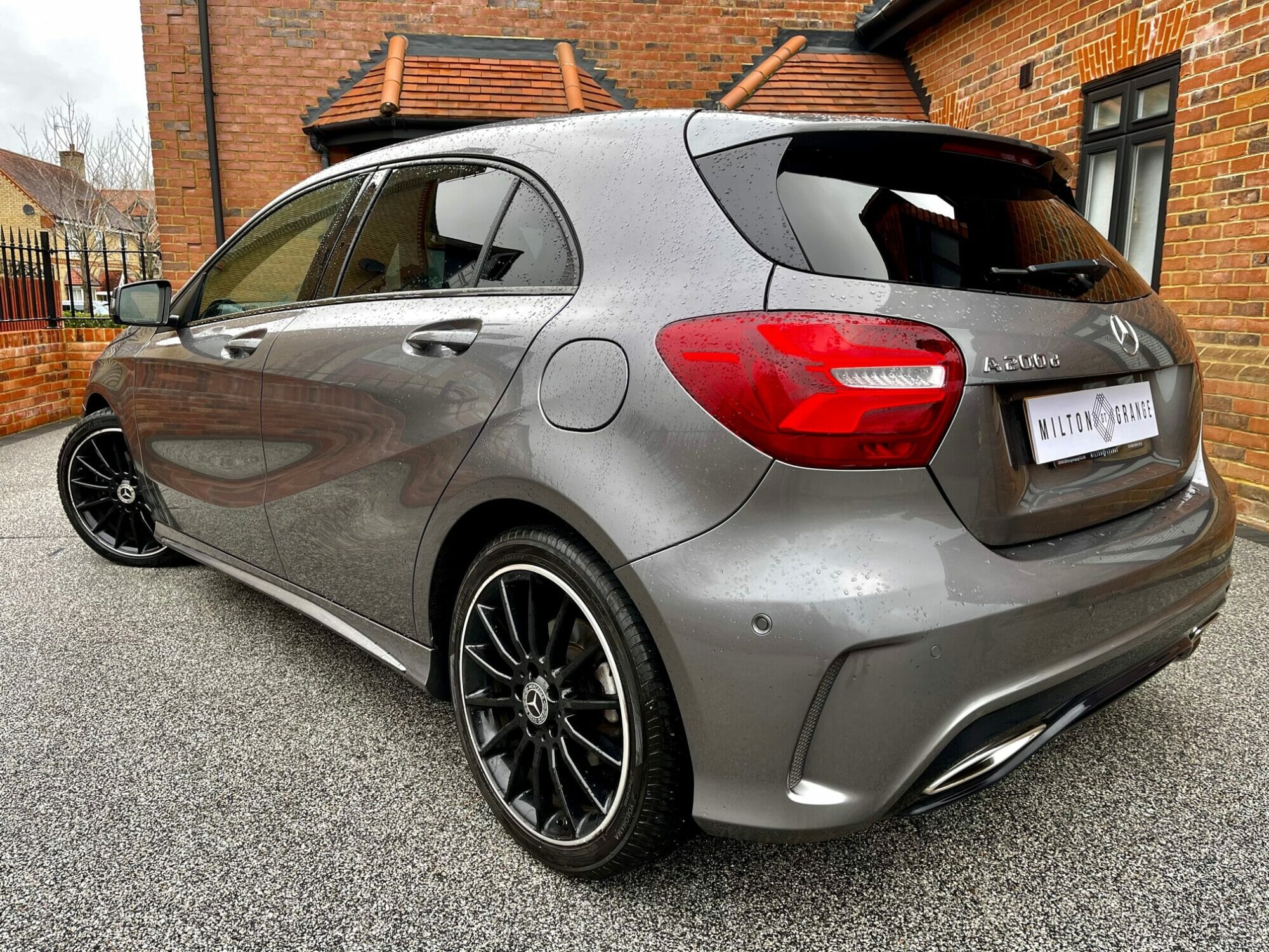 Mercedes Benz A200 CDI AMG Line Premium Night Package Automatic Mercedes Benz A200 CDI AMG Line Premium Night Package Automatic